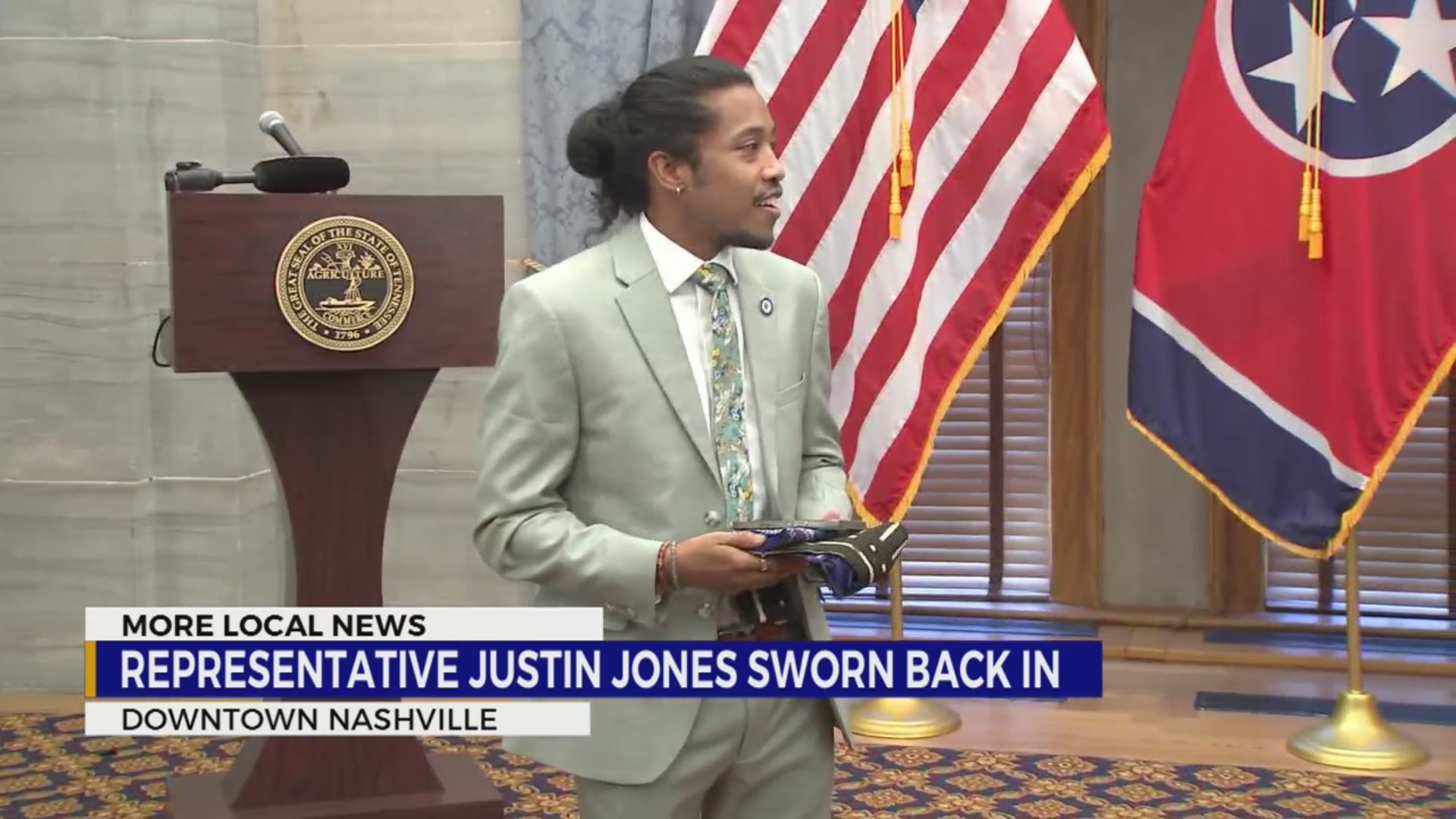 State Rep. Justin Jones sworn back in – WKRN News 2
