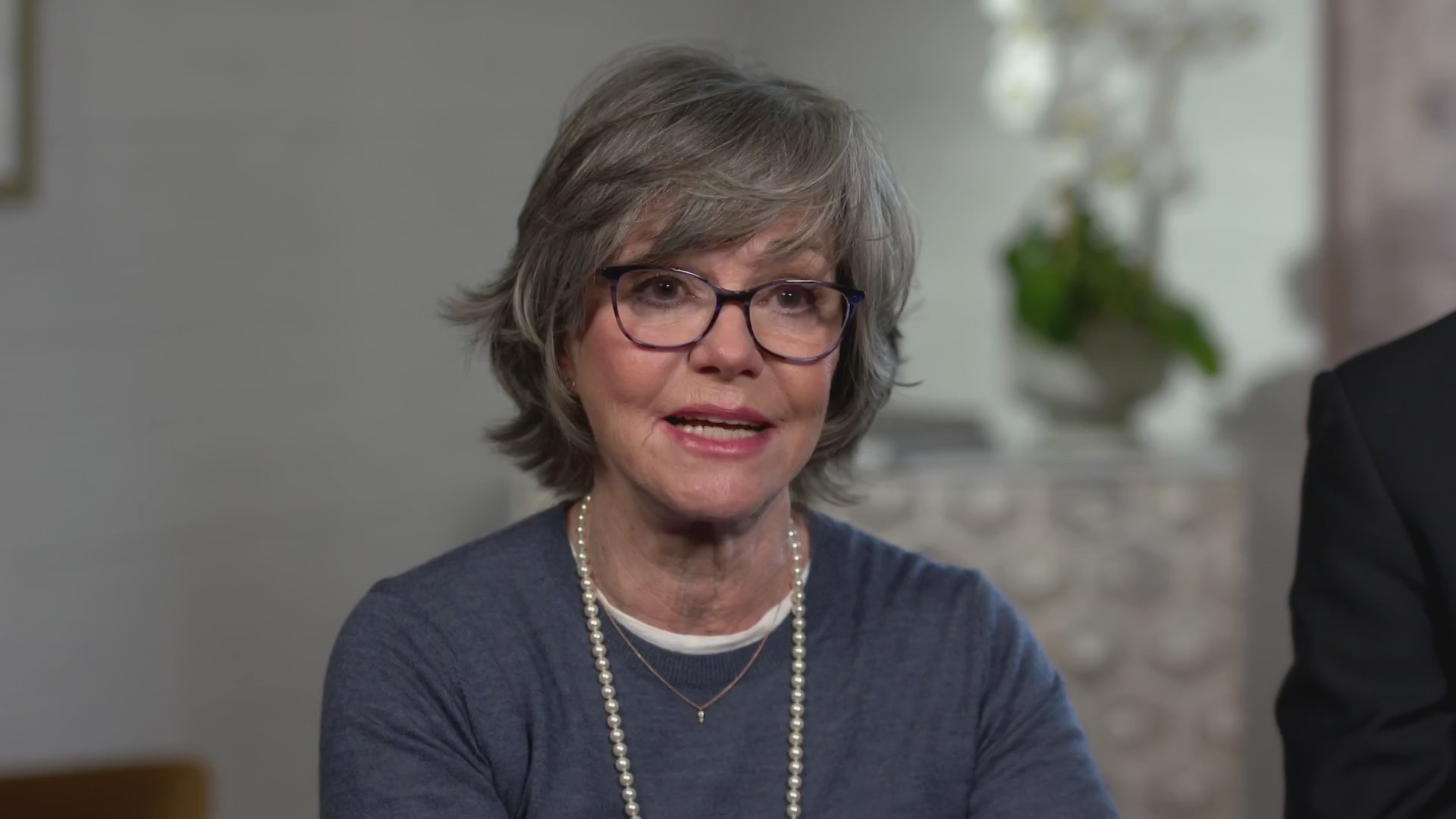 Dean’s List- A-List Interviews: Sally Field in ‘Spoiler Alert’ – WGN-TV