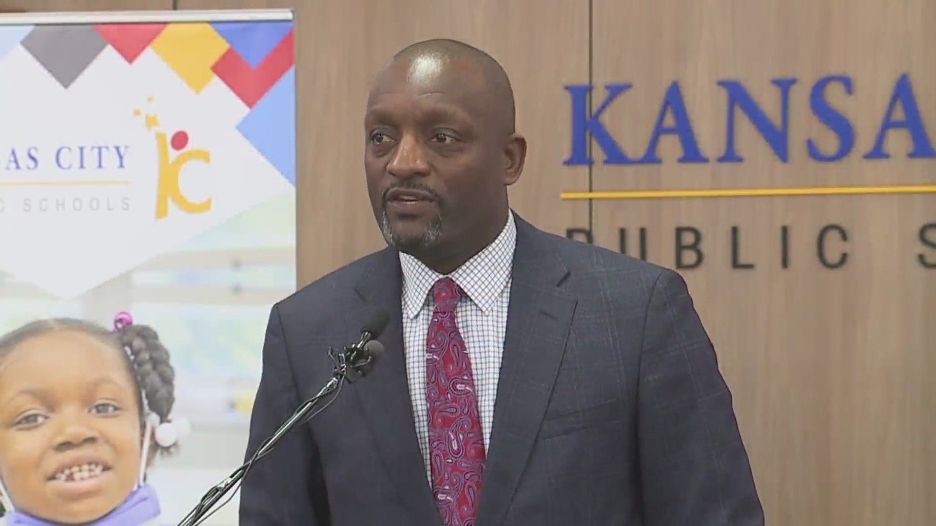 Dr. Mark Bedell explains decision to resign from KCPS – FOX 4 Kansas ...