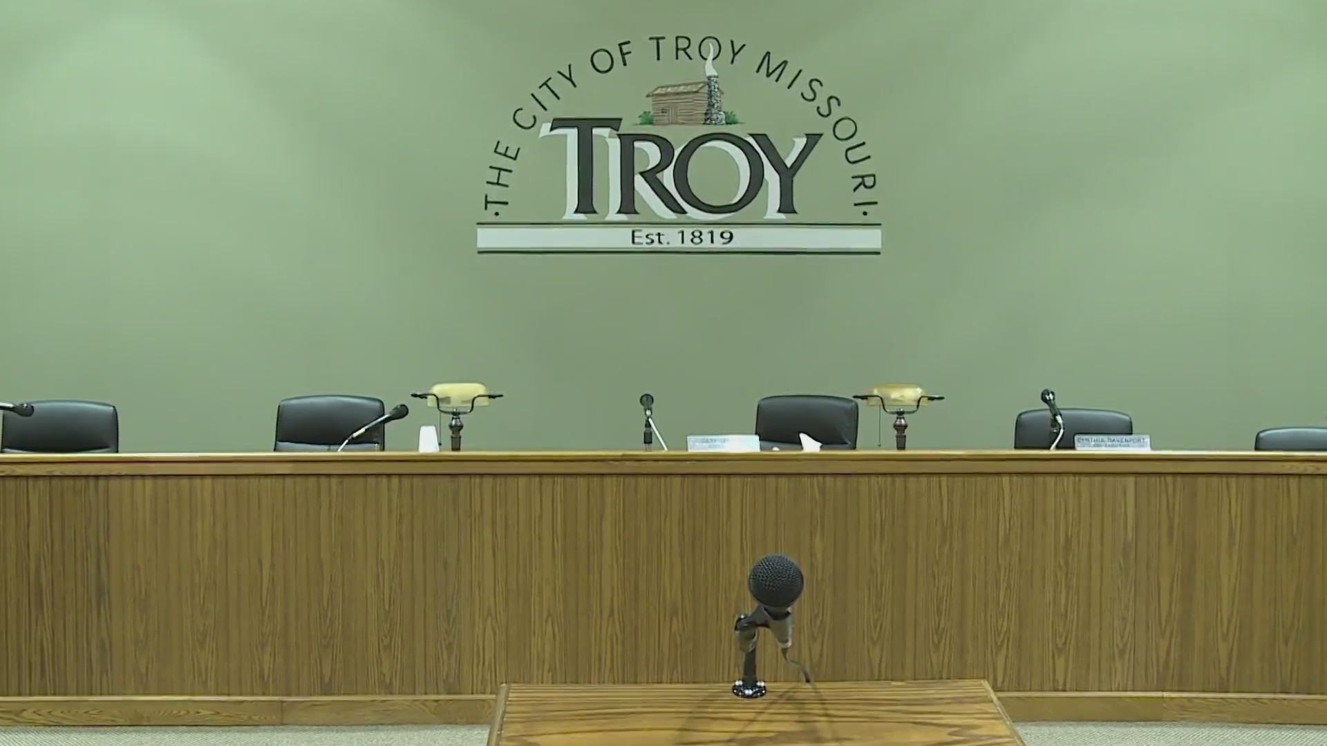 Mayor of Troy, Missouri, under review after tie-breaking vote – FOX 2