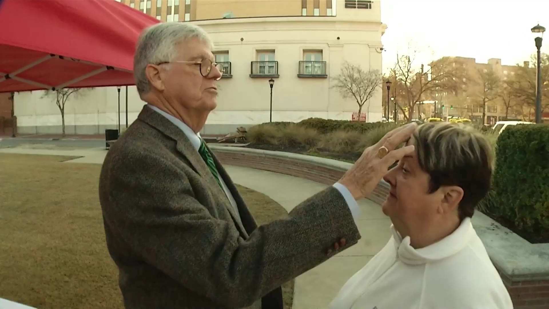 Ashes to Go – WJBF