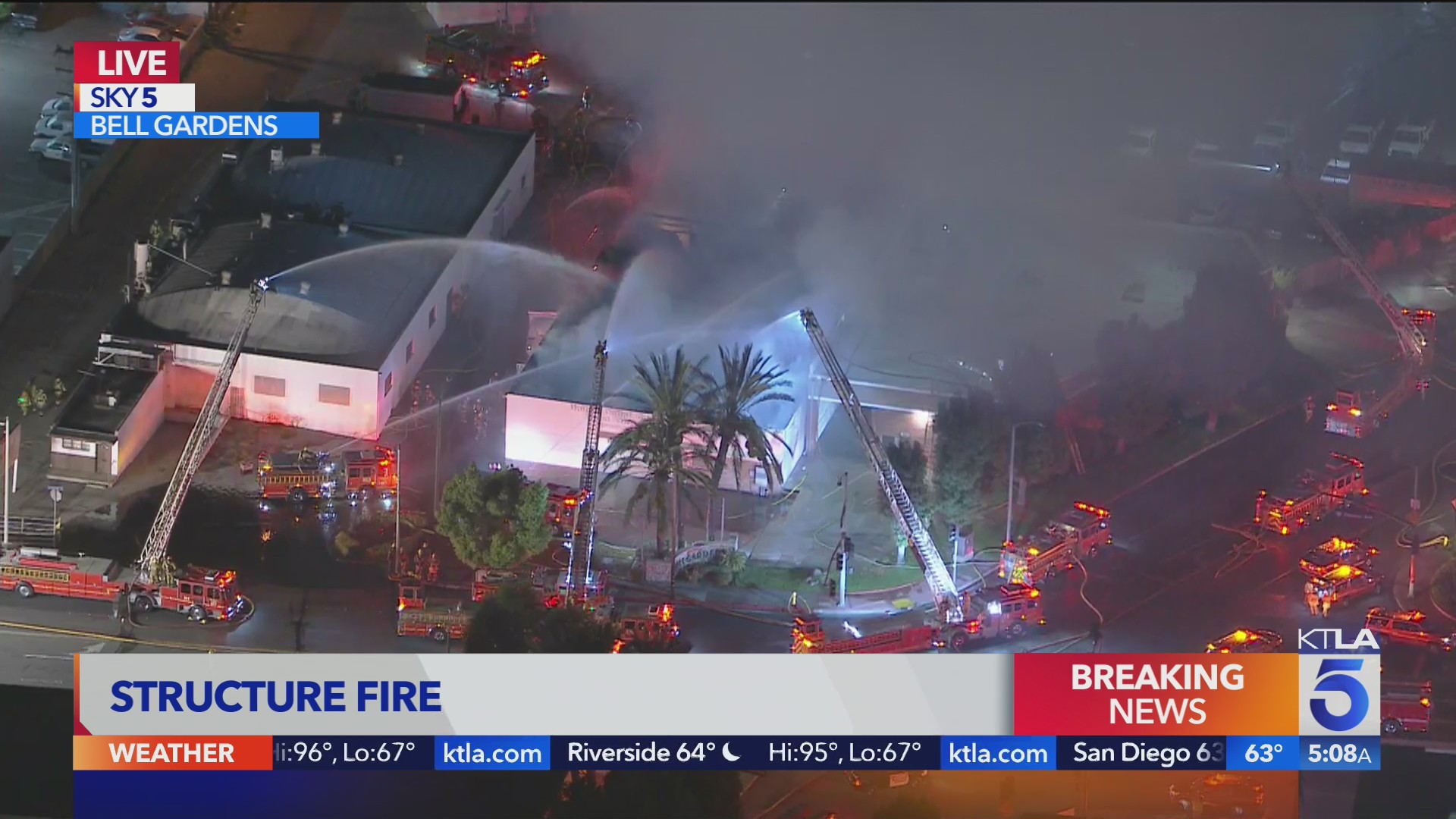 Massive fire engulfs diaper distribution building in Bell Gardens – KTLA