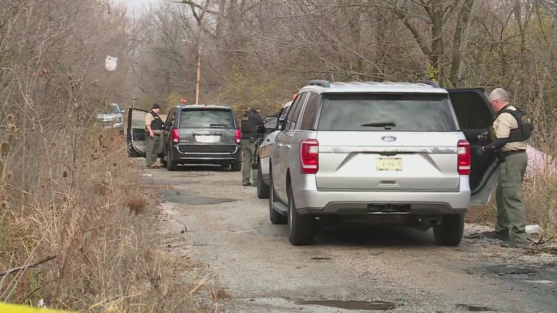 Body found along a road in Washington Park, Illinois – FOX 2