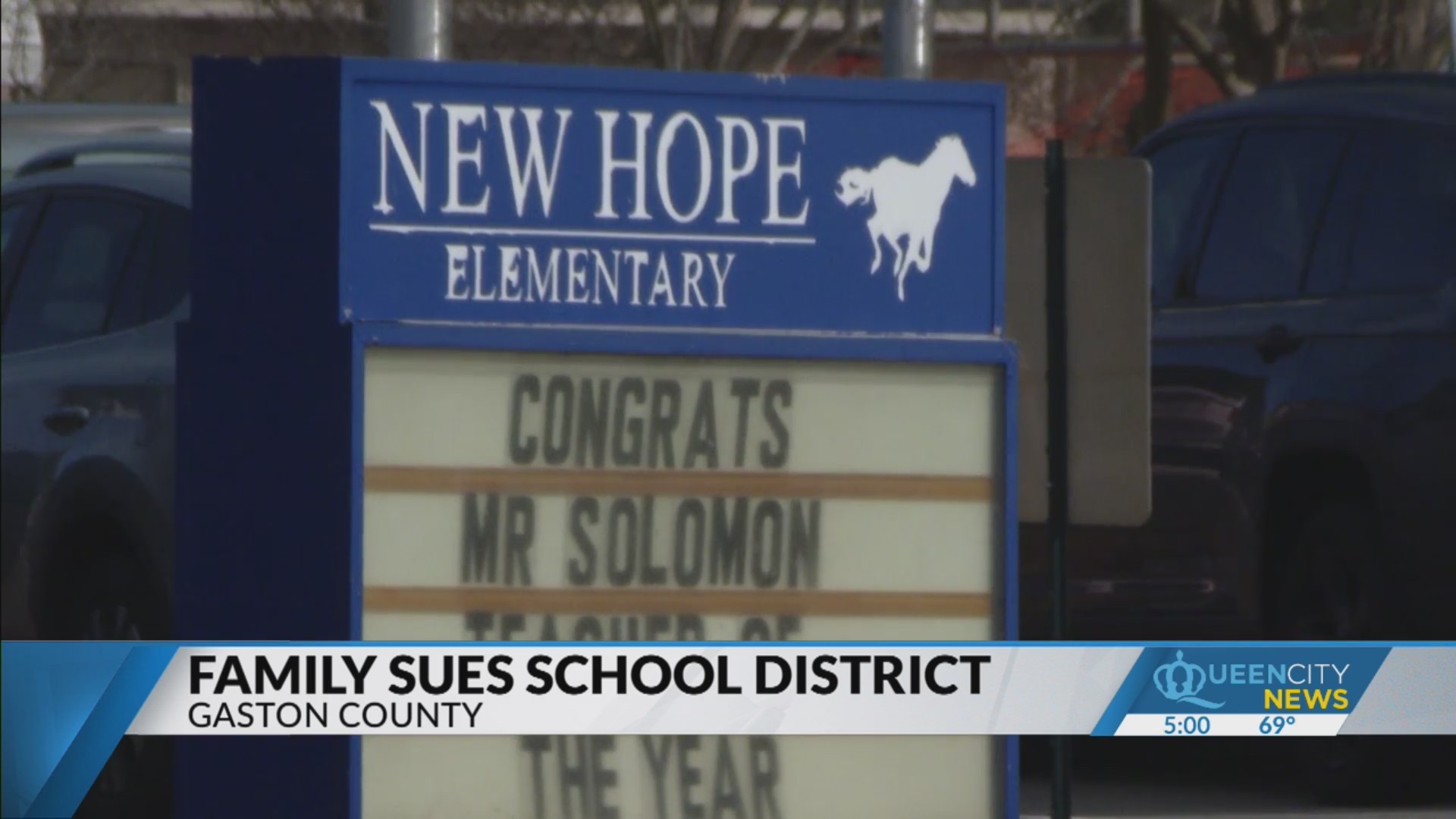 Family sues school district for kicking homeless kids out of class – FOX 2