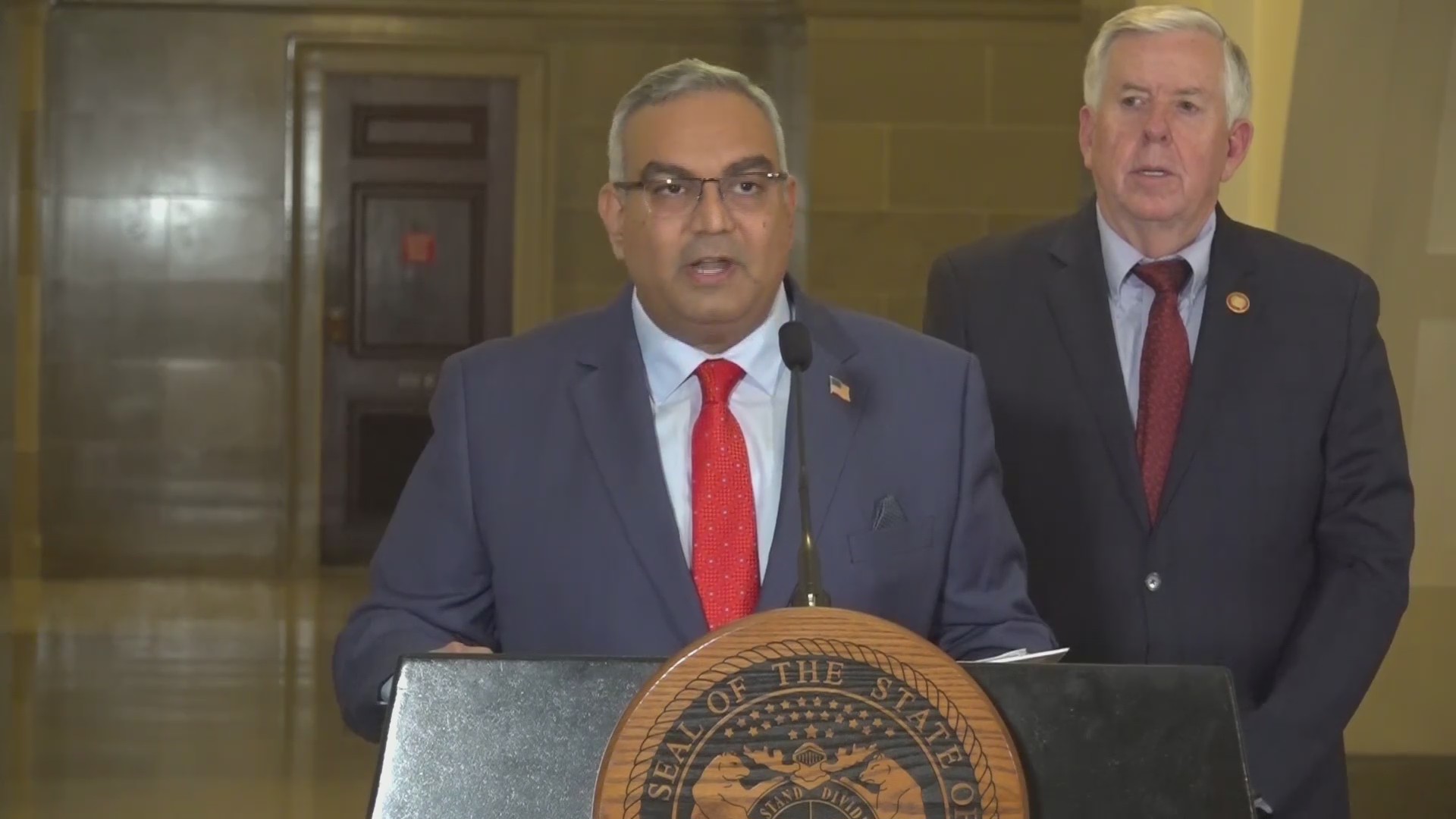 New Missouri treasurer 1st person of color in state office – FOX 2