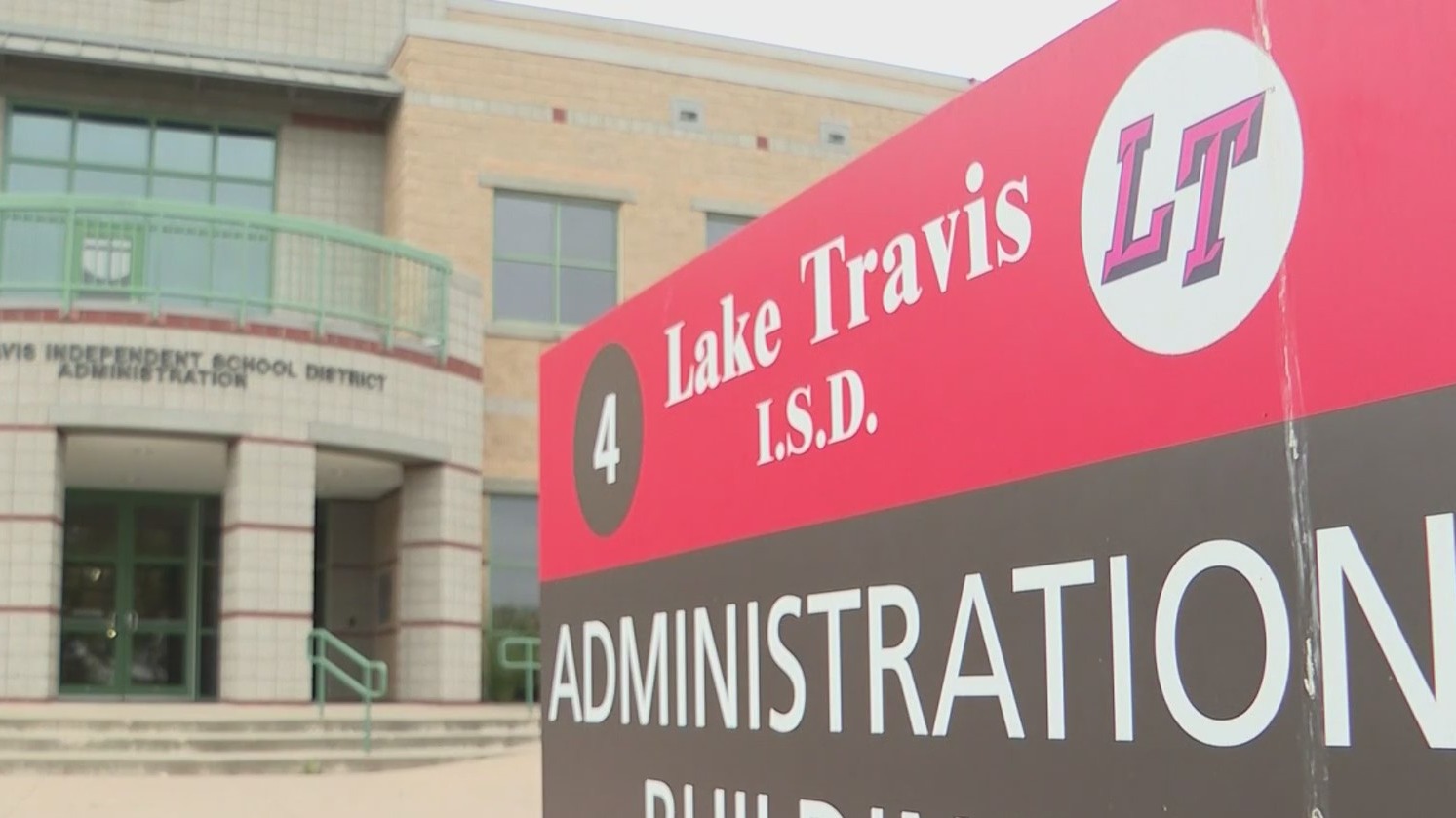 Author of book pulled from Lake Travis ISD elementary schools speaks ...
