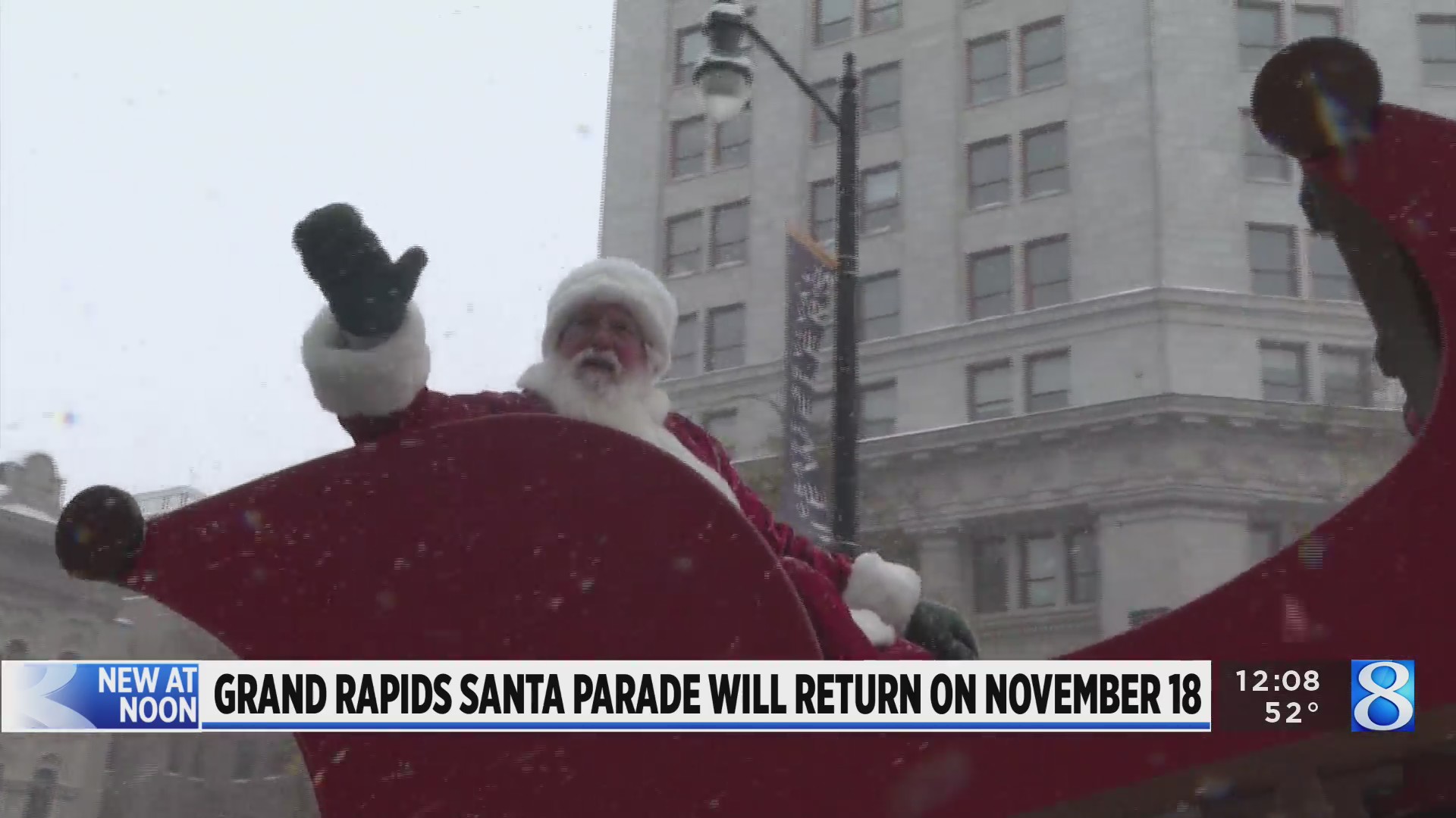 Santa Claus is coming to town: Grand Rapids parade back on – WOODTV.com