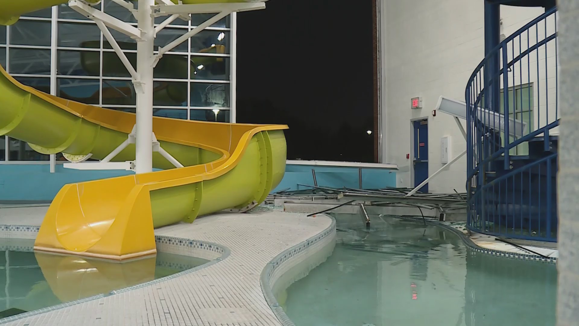 Ballwin Pointe rec center damaged amid tornado-warned storms – FOX 2