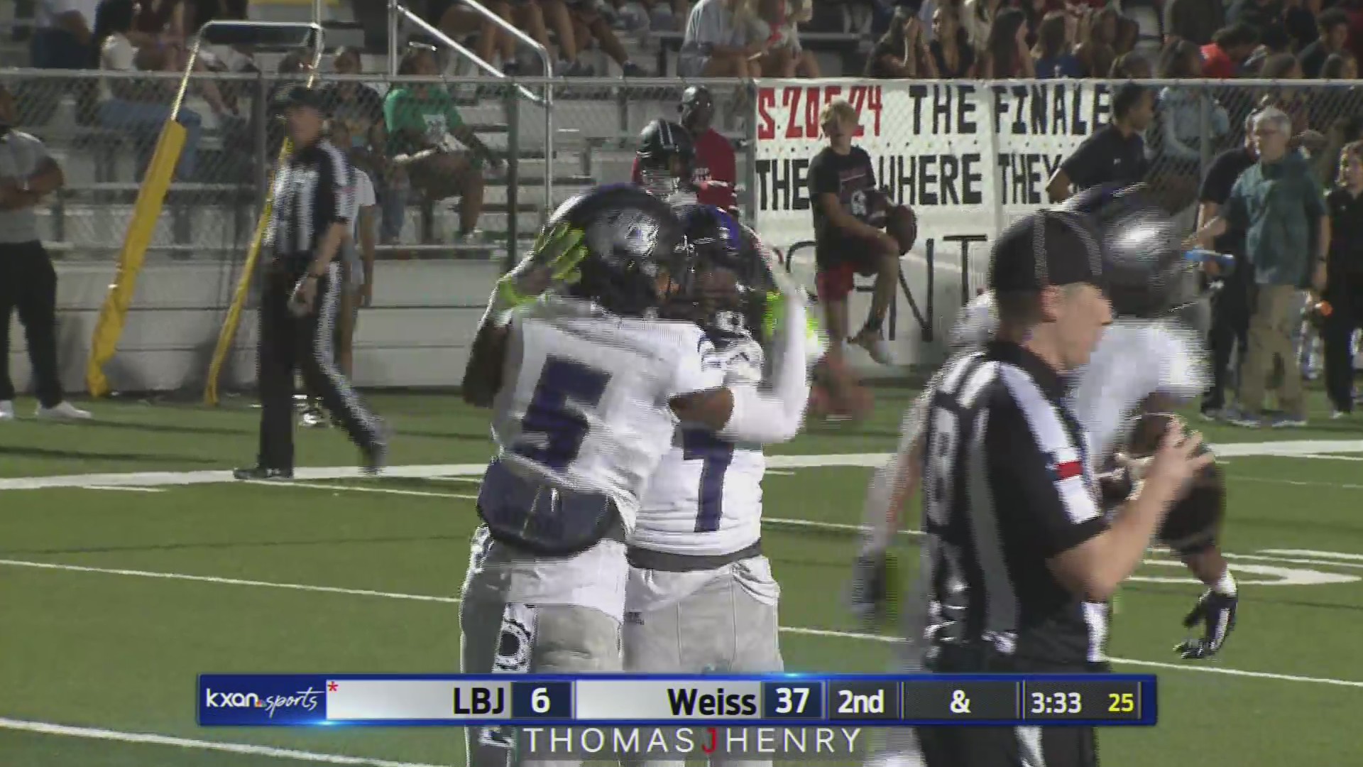 LBJ TD: Ali Scott to Javarlyn Smith for 18 yards – KXAN Austin