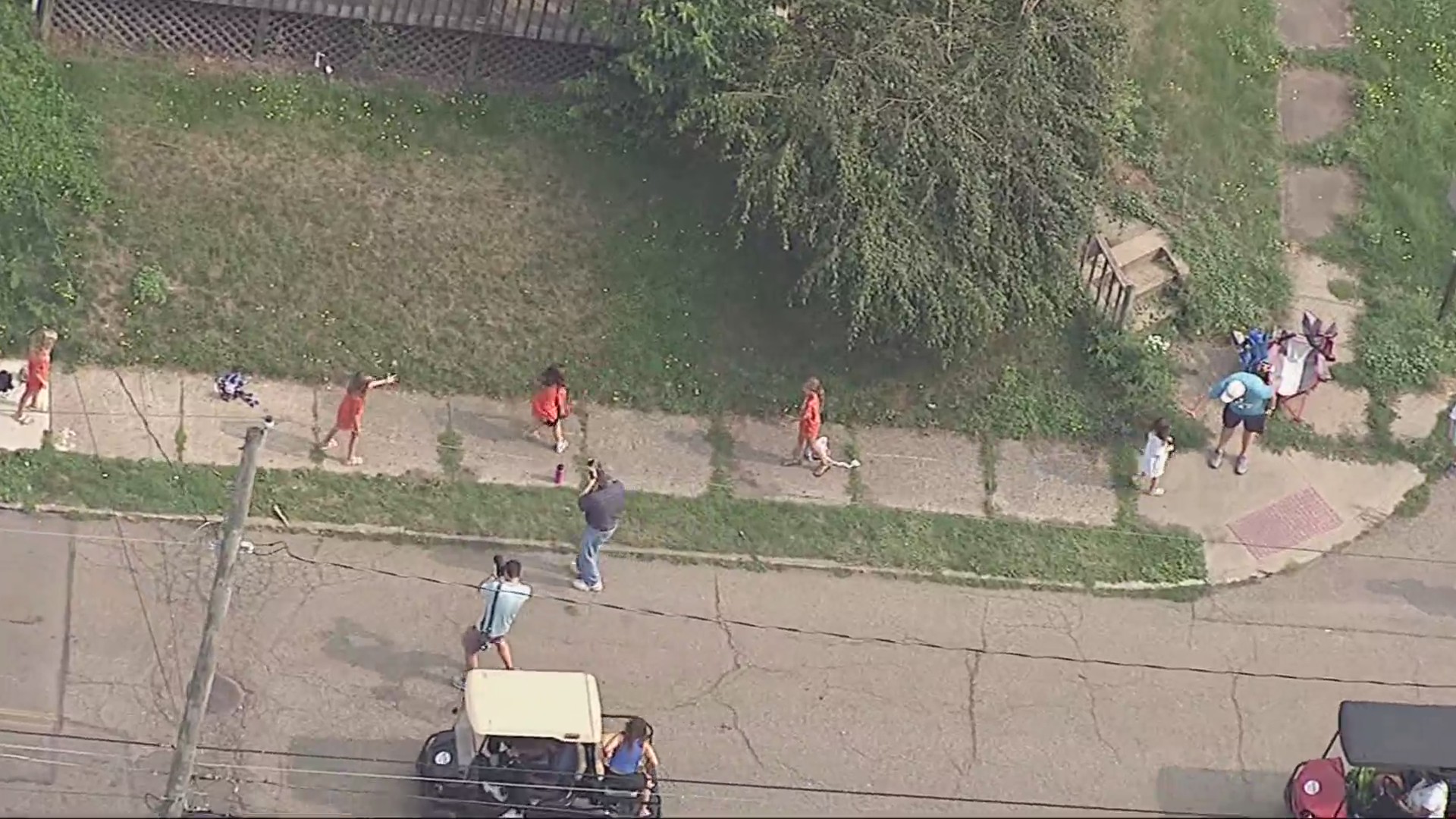 Kids form 3-mile human chain in Canton – Fox 8 Cleveland WJW