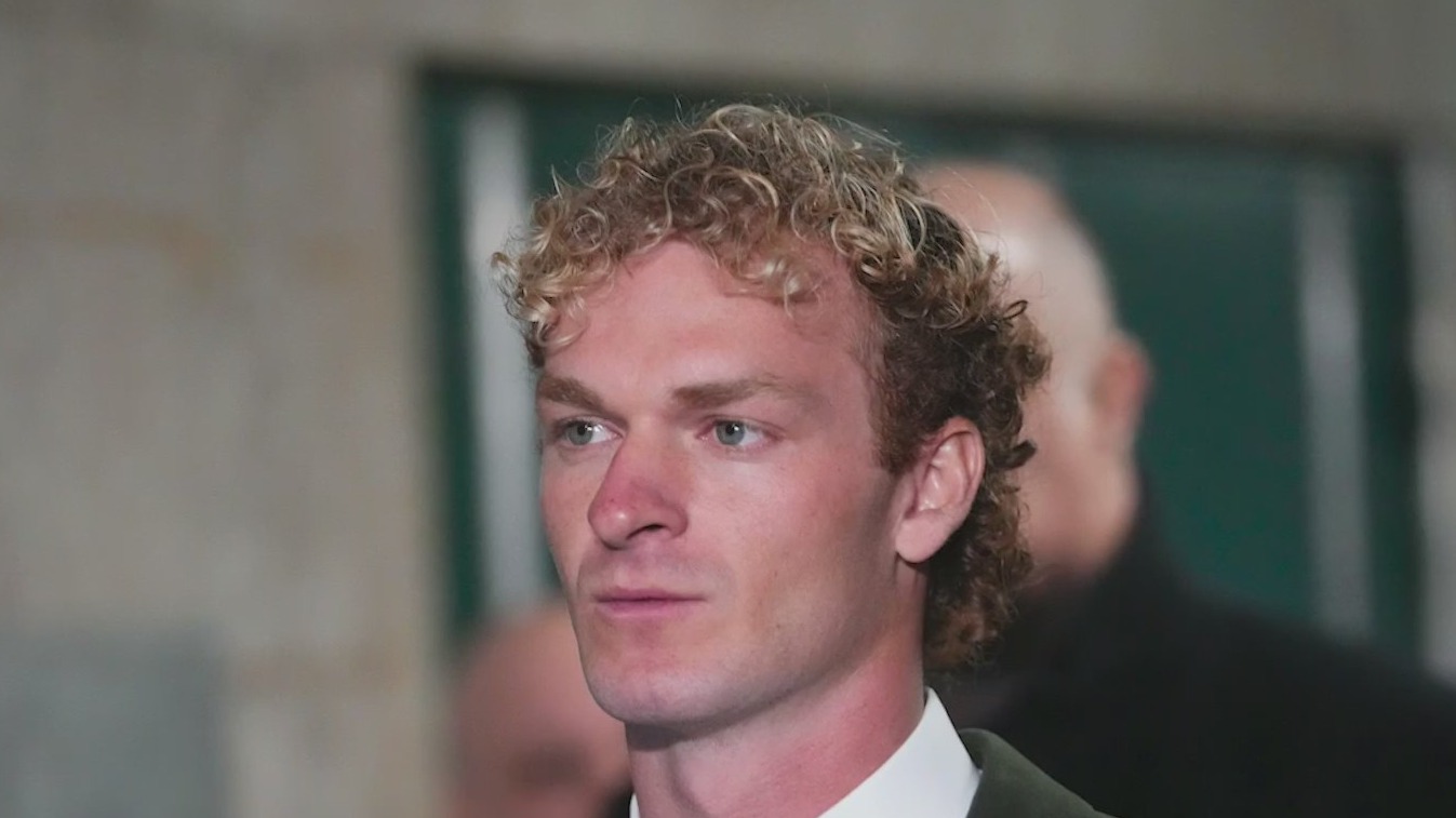 Attorney: Daniel Penny stepped in to save lives on NYC subway | Vargas ...