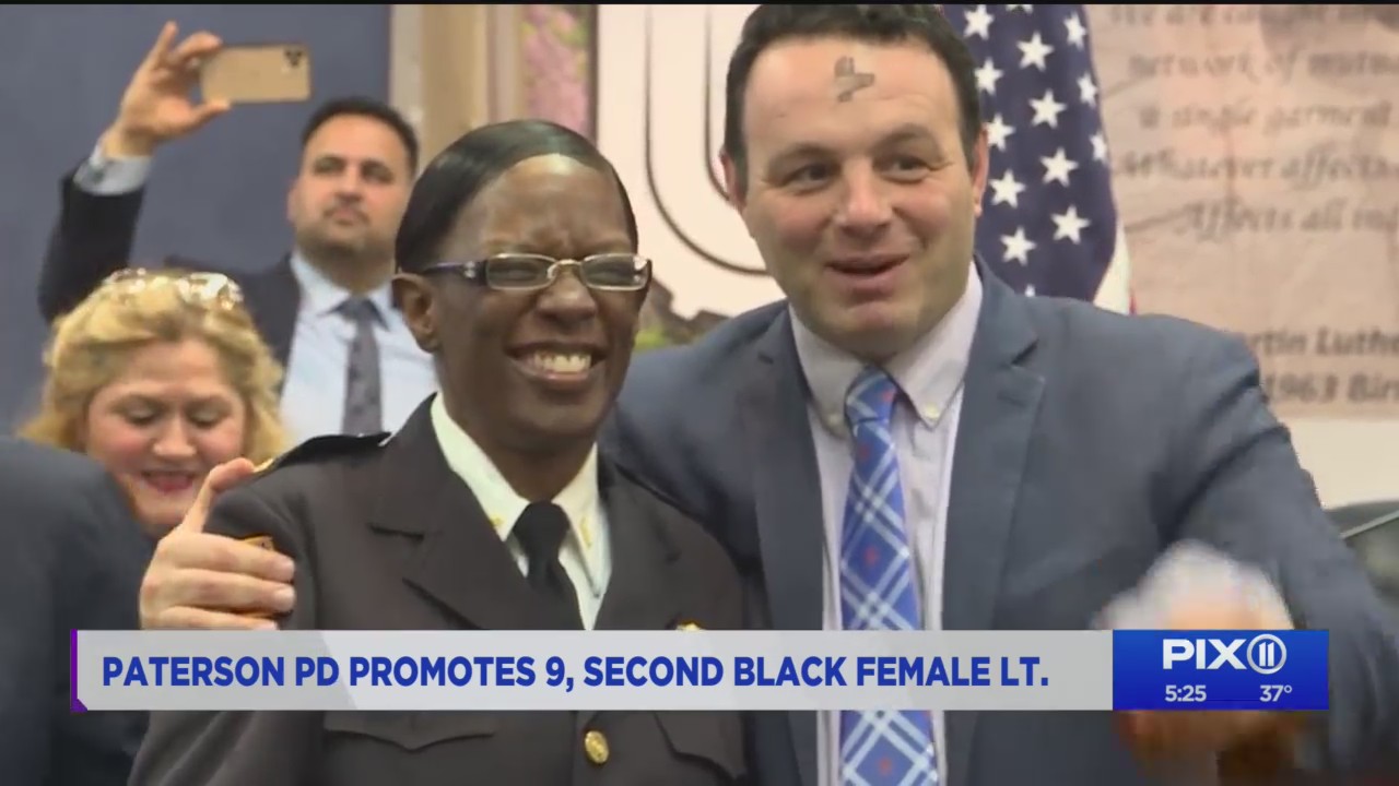 Paterson police lieutenant earns historic promotion – PIX11