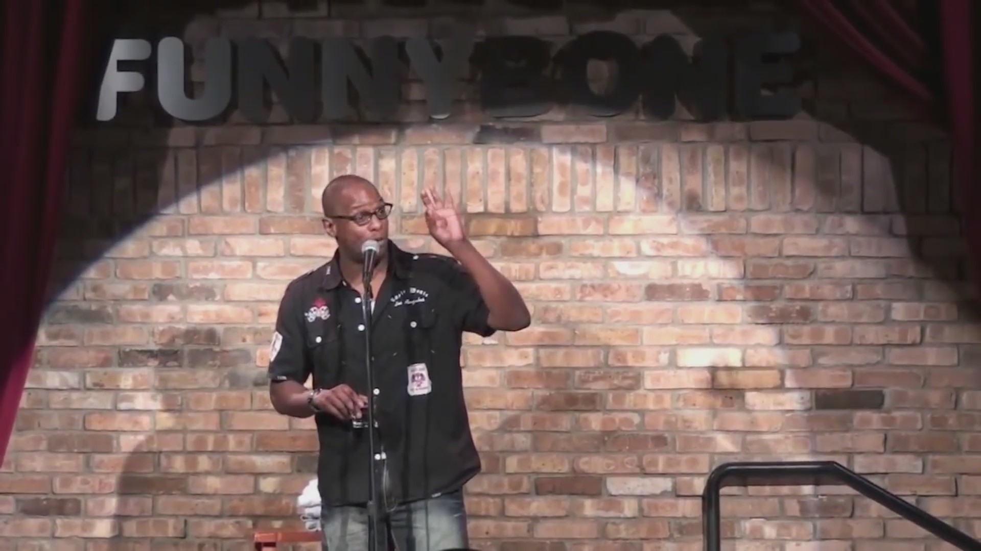 See comedian Vince Morris at the Funny Bone – FOX 2