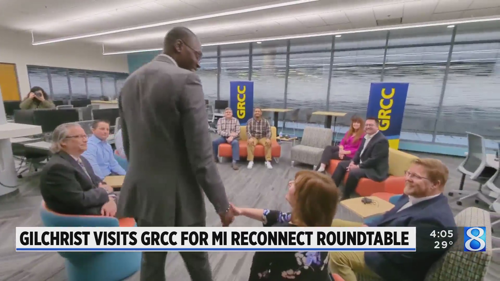Gilchrist visits GRCC for MI Reconnect roundtable – WOODTV.com