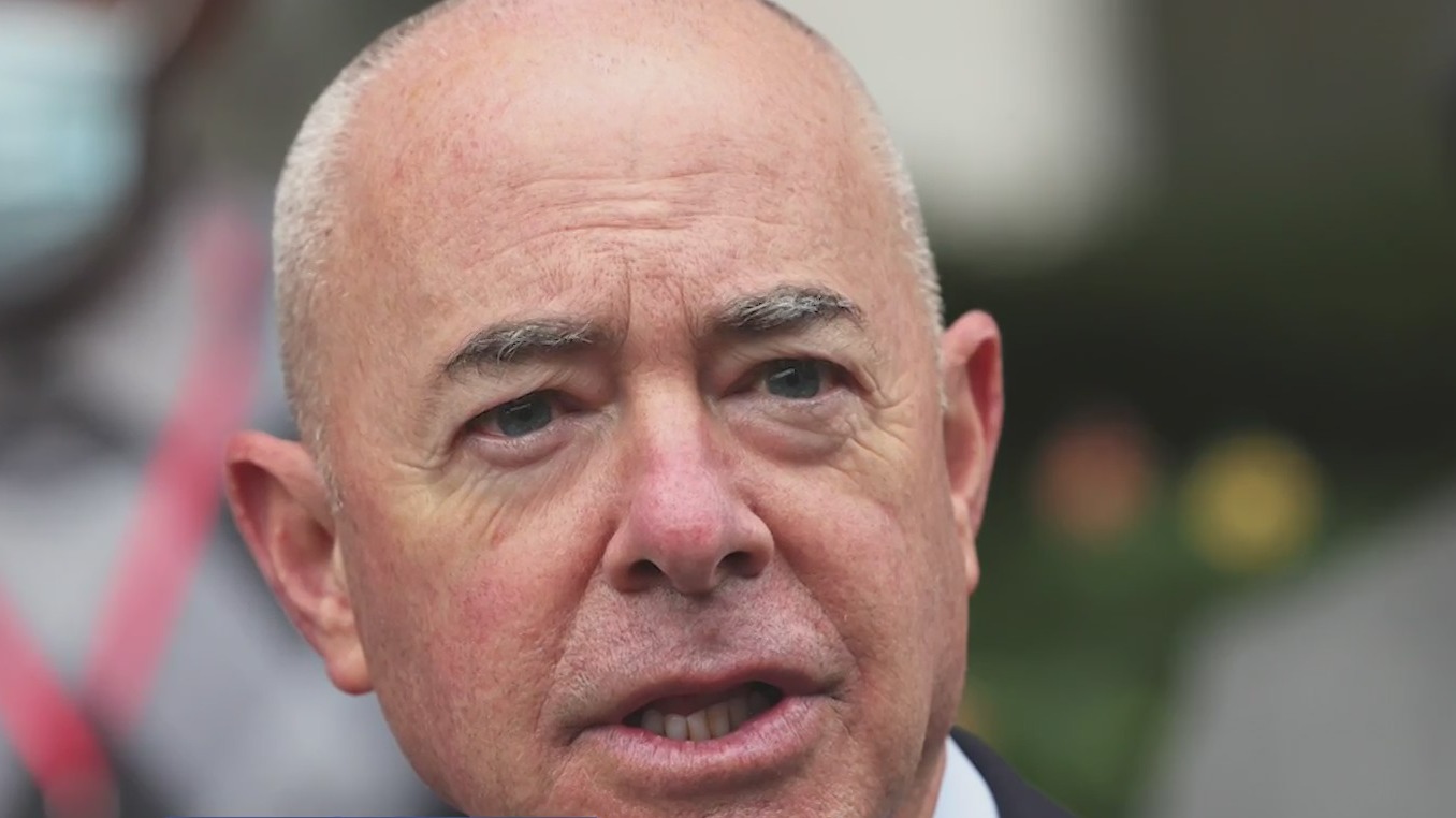 Mayorkas continues tour in Brownsville amid border scramble | Morning ...