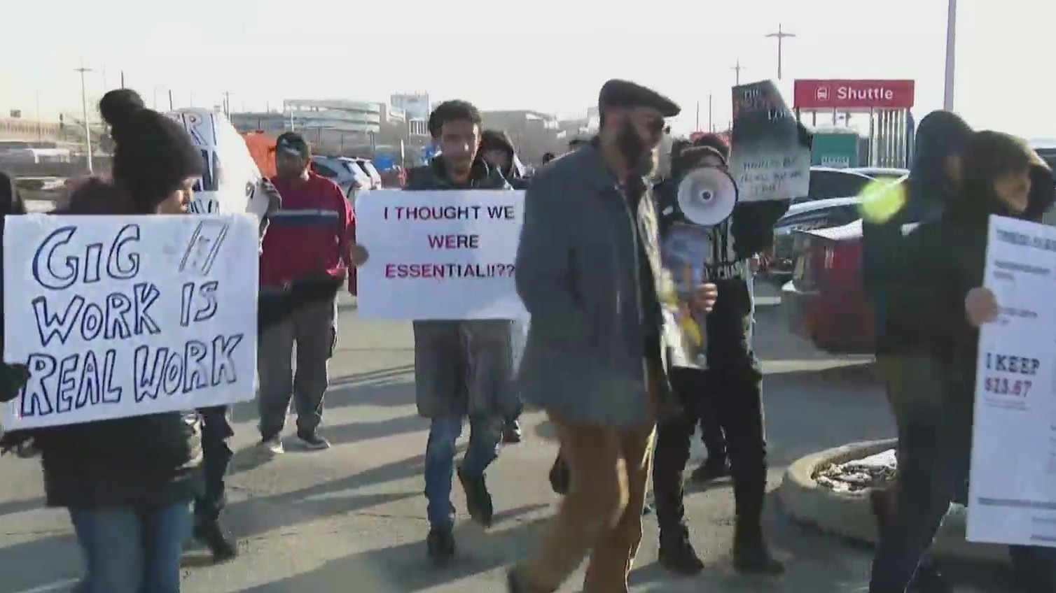 After latest shooting, rideshare drivers protest outside Midway Airport ...