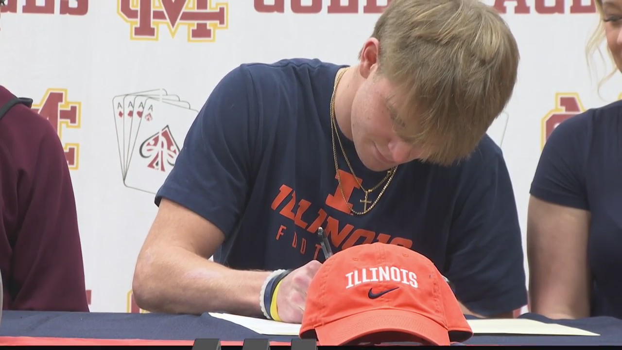 Blayne Sisson signs letter of intent to the University of Illinois ...