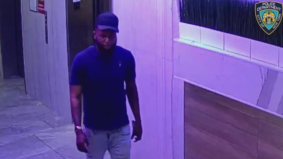 Woman robbed at gunpoint inside Bronx hotel: NYPD – PIX11