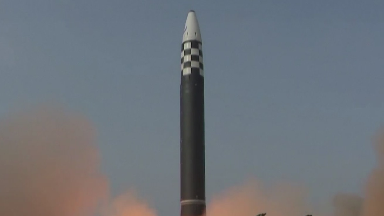 North Korea keeps up its missile barrage with launch of ICBM | Rush Hour – NewsNation