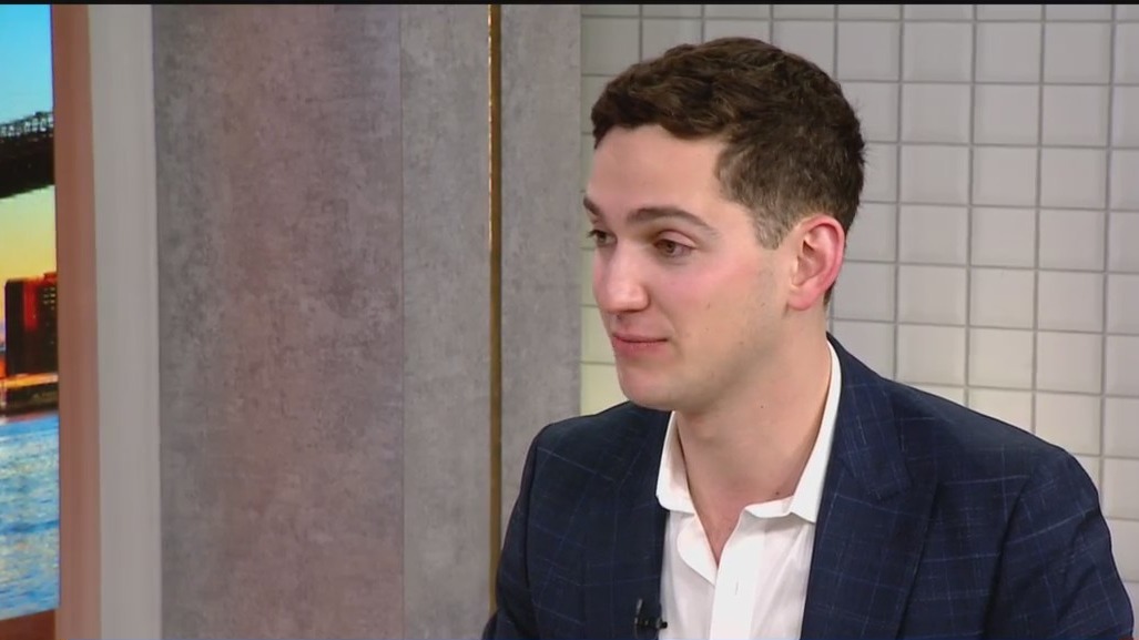 Comedian Matt Friend on being the man of many voices – PIX11