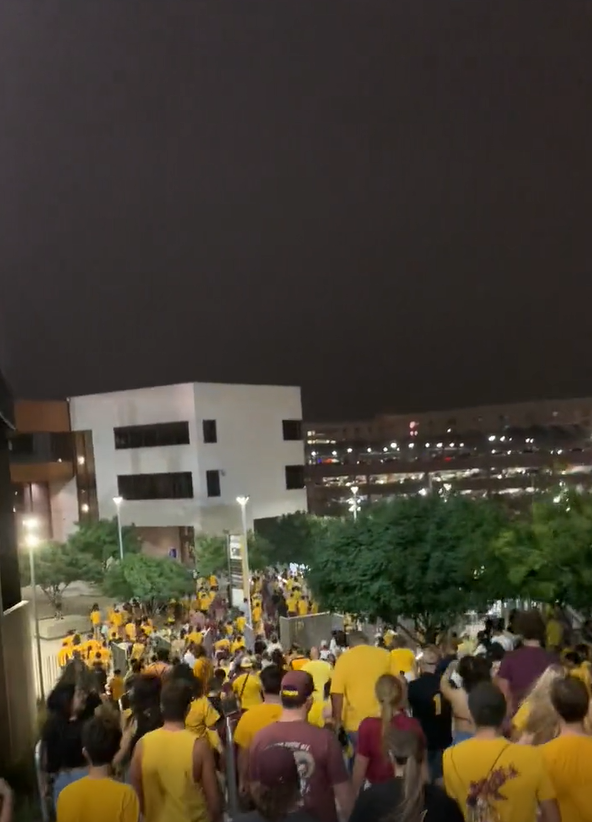 Fans exit stadium as dust storm hits Arizona State football game – WNCT