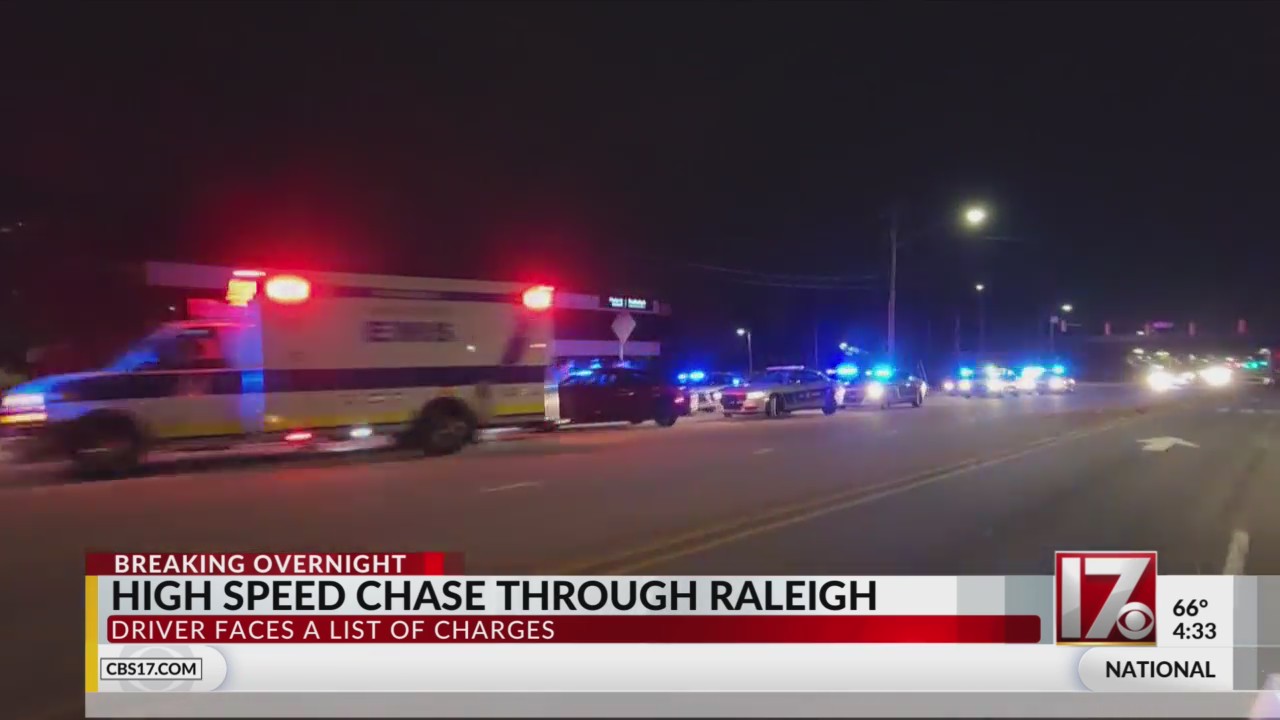 Raleigh police chase starts on I-440, ends after crash near Denny’s on ...