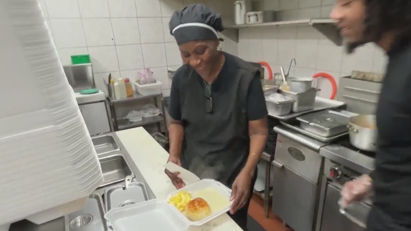 Narobia’s Grits and Gravy – WSAV-TV