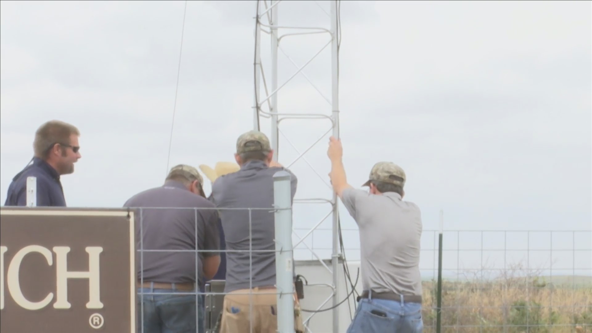 Weather tracking tower rises in Matador, in response to deadly tornado ...
