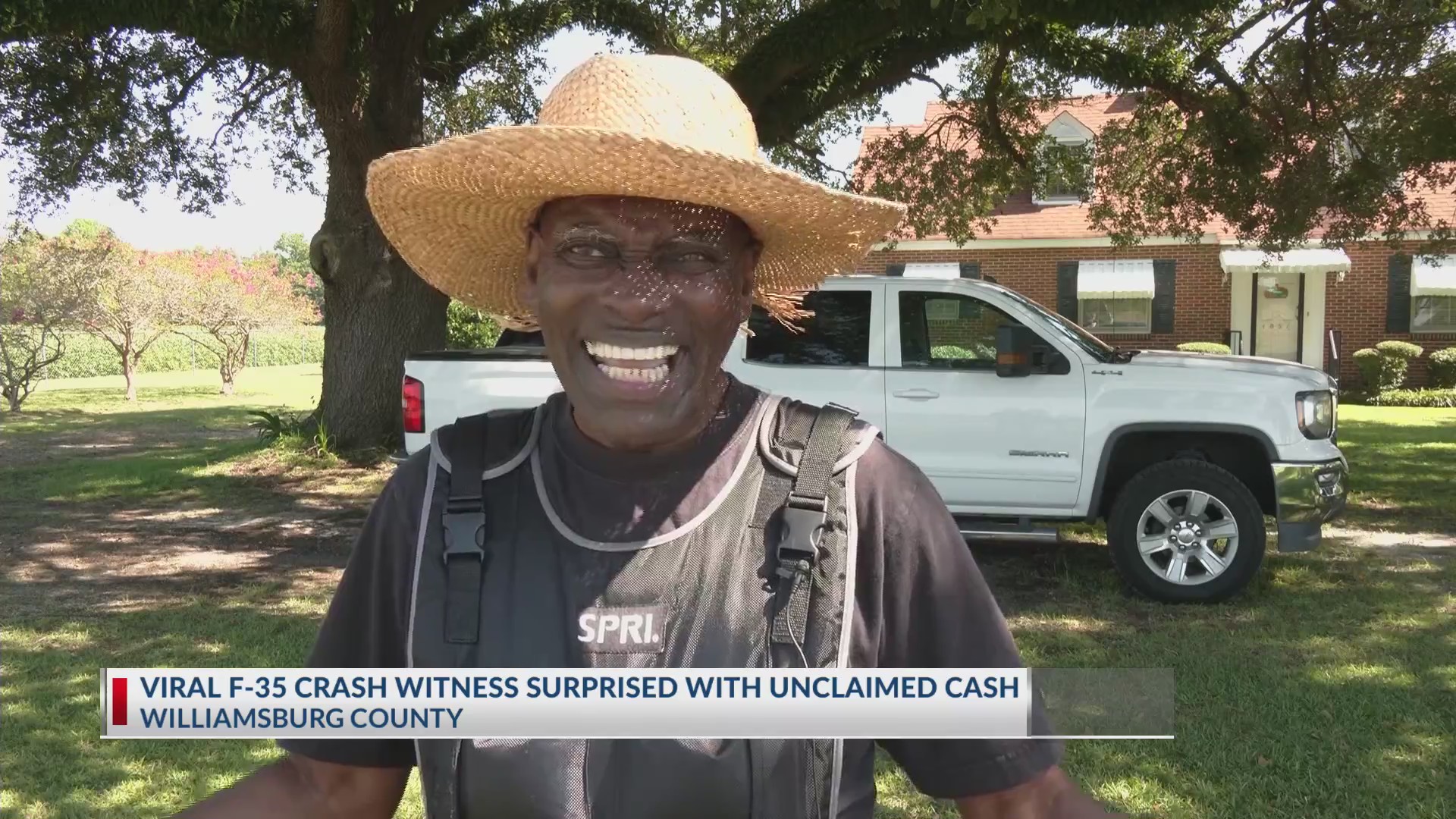 Man behind viral jet crash screech had unclaimed cash – WCBD News 2