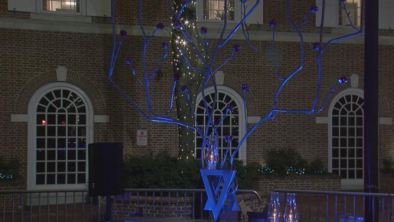 Menorah lit in Lancaster’s Penn Square – PAhomepage.com