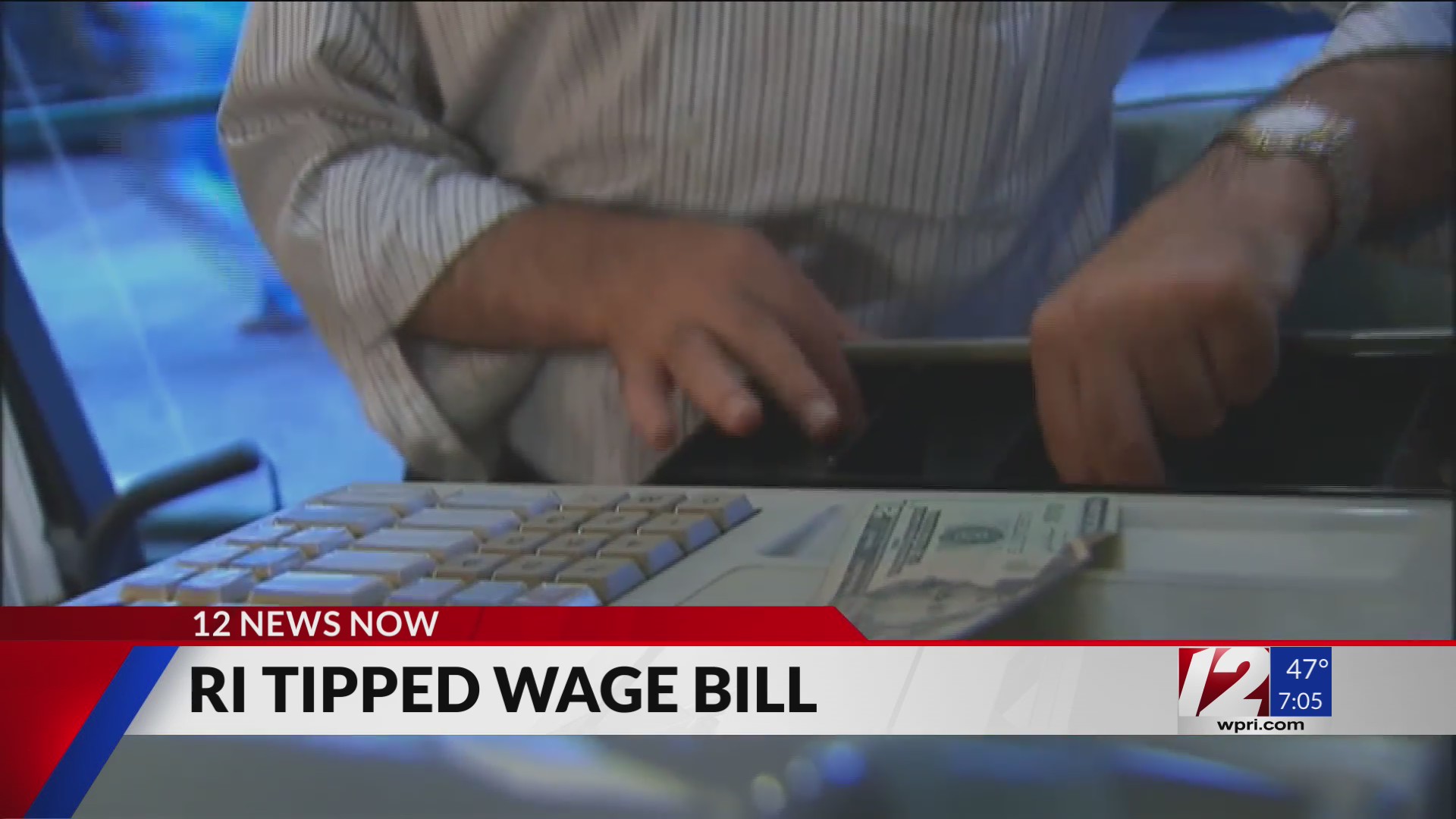 Lawmakers look to end tipped minimum wage in RI – WPRI.com