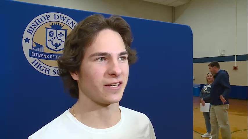 Joey Hughes full interview on signing with Lawrence Tech golf – WANE 15