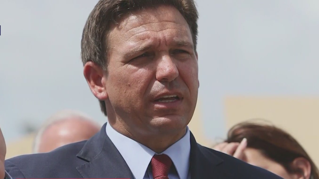 Does Gov. Ron DeSantis wear lifts in his footwear? | On Balance ...