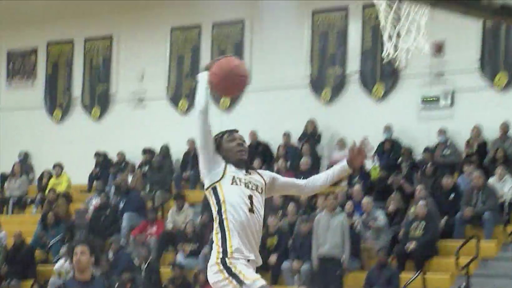 The Reaves’ basketball legacy lives on through trio of Athena HS ...