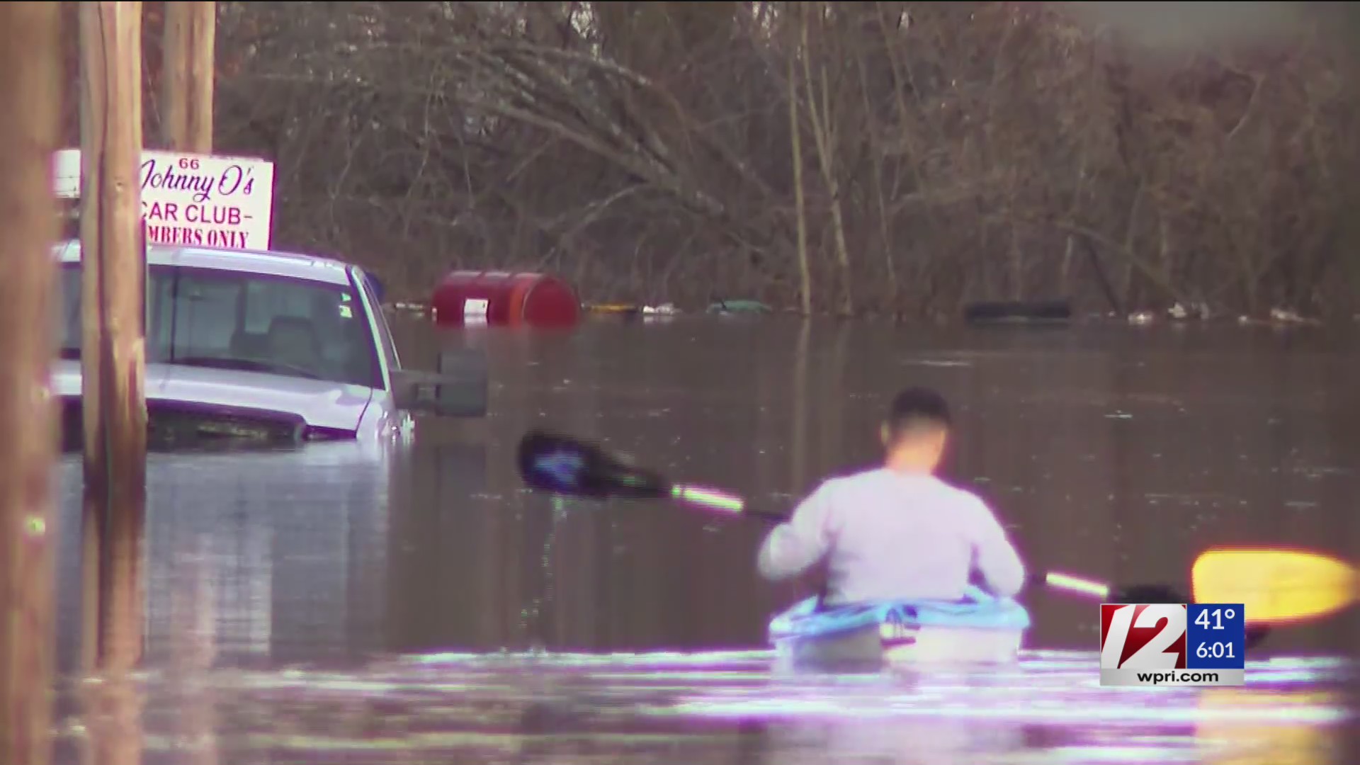 Flooding in West Warwick and Cranston forces people out – WPRI.com
