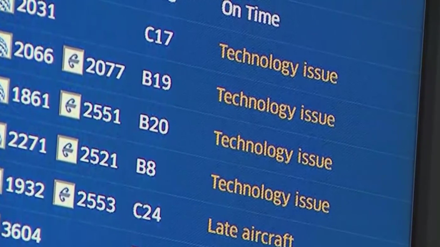 FAA computer outage snarls air traffic across US | Rush Hour – NewsNation