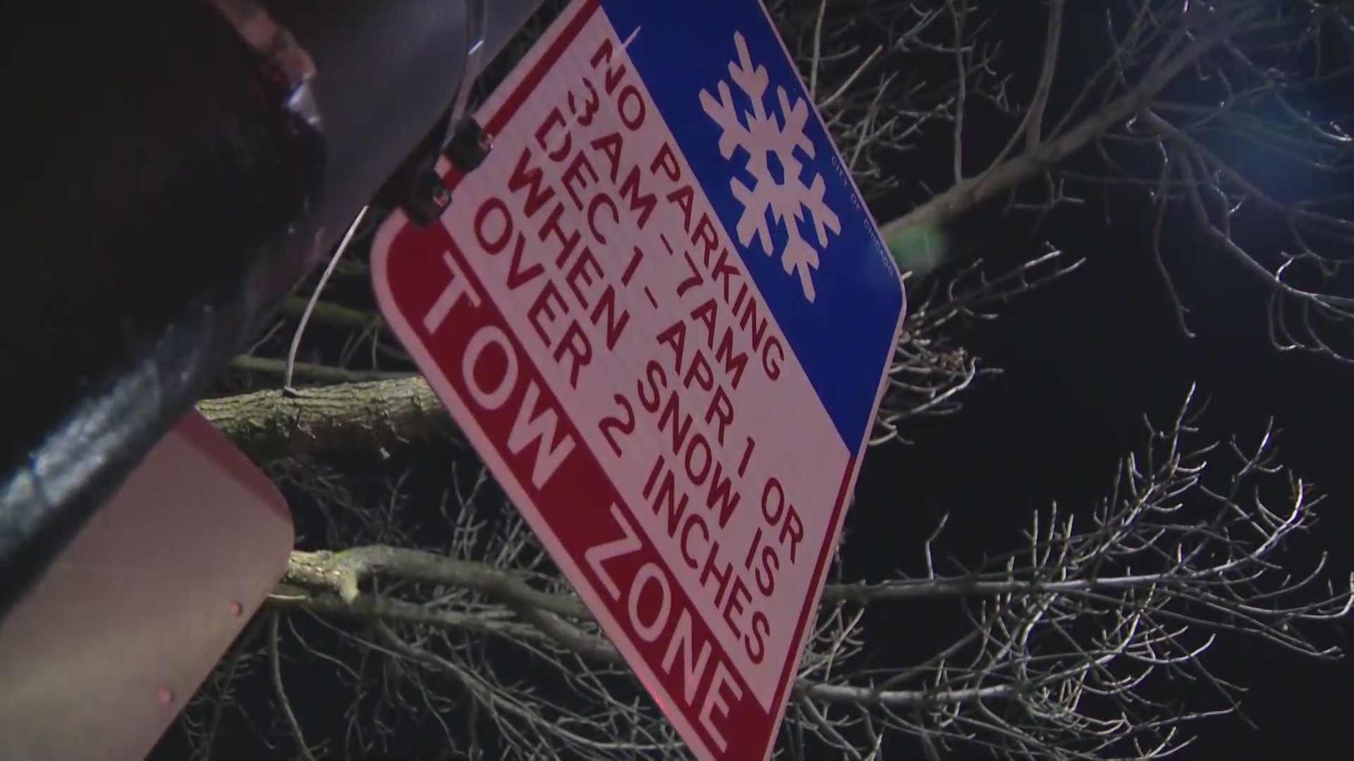 Cars towed as winter parking ban takes effect across Chicago – WGN-TV