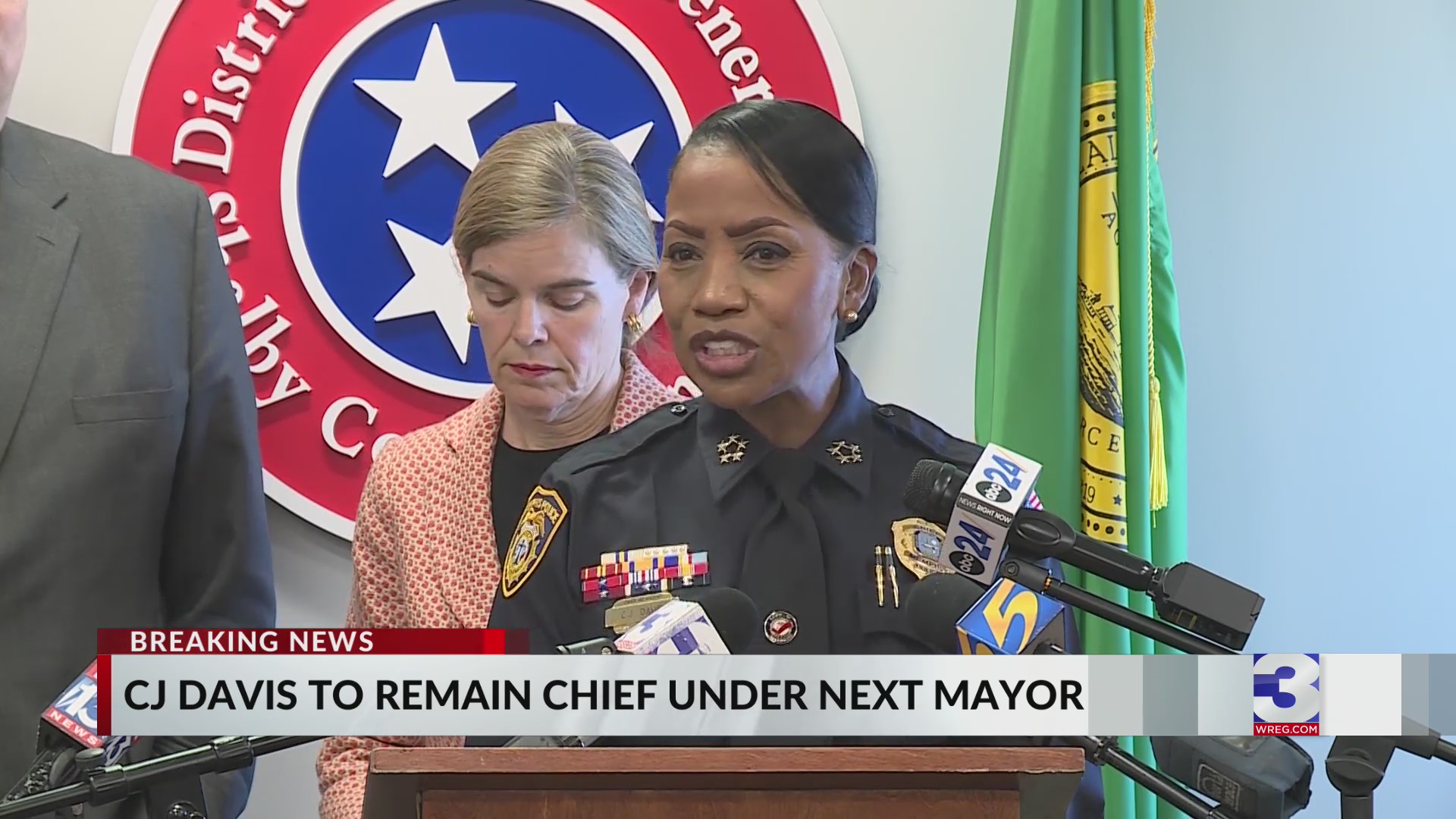 Police Chief C.J. Davis to stay in new mayor’s administration – WREG.com