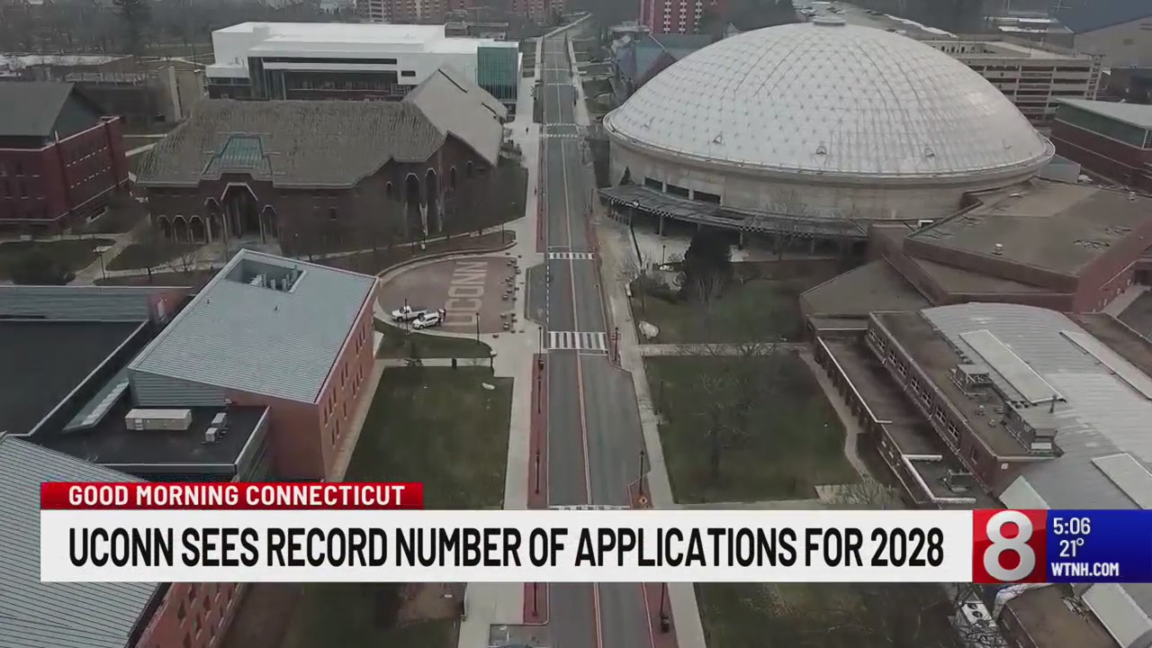 UConn sets application record – WTNH.com