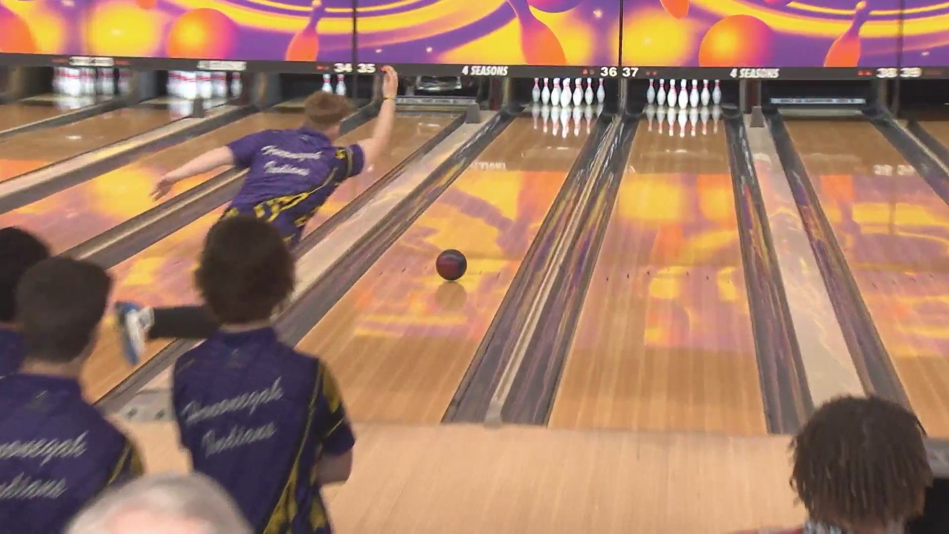 Charlie Hunt and Hononegah win the boys’ bowling regional at Freeport ...