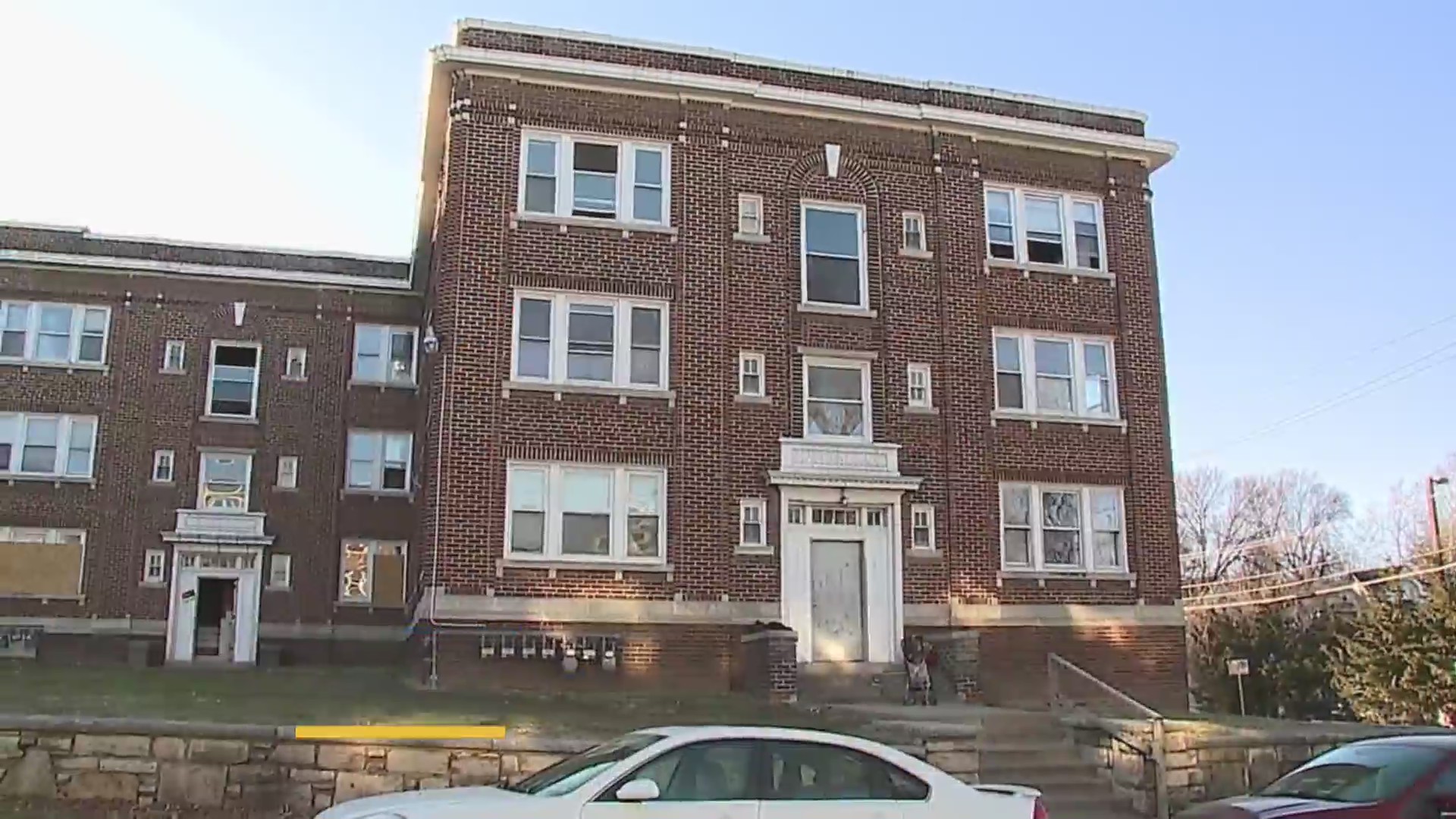 Tenants, group protest over higher rent – FOX 4 Kansas City WDAF-TV ...