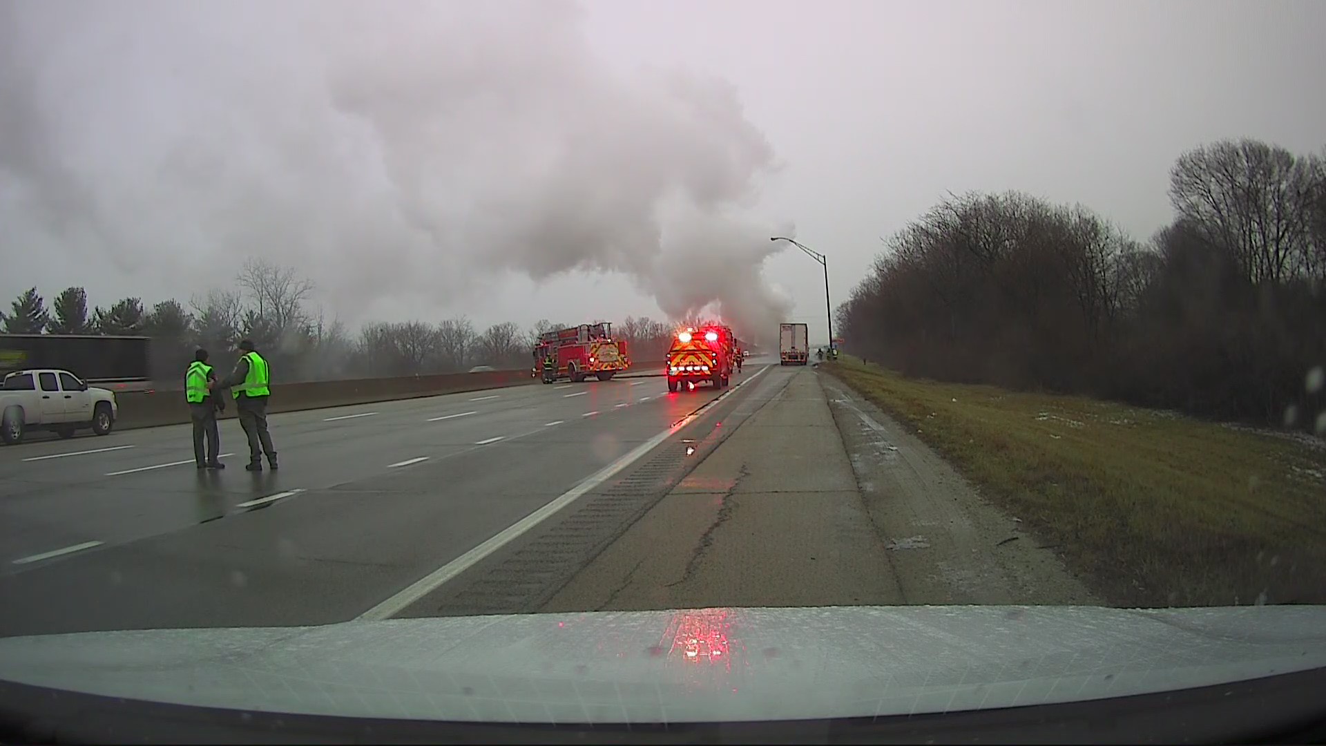 RAW — Semi truck fire on I-70 at I-675 – WDTN.com
