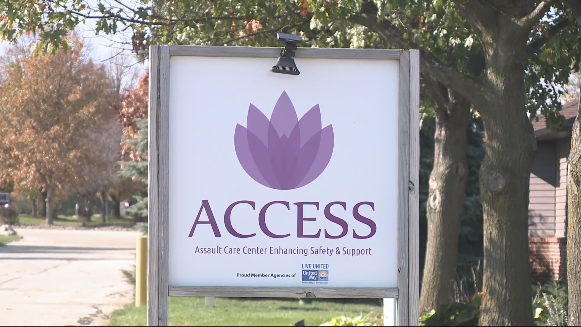 1 Out of 4 Women Experience Domestic Violence Iowa Org Says – who13.com