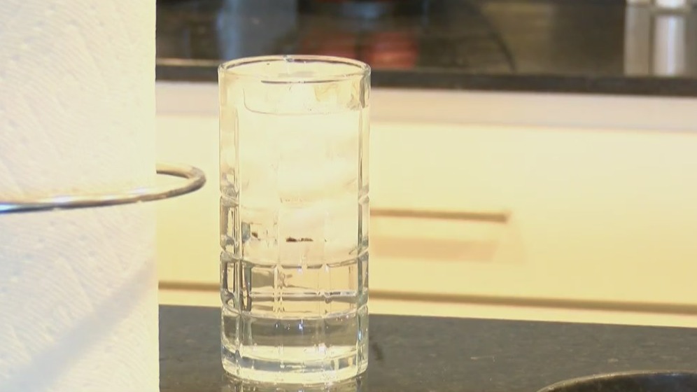 Indiana mother, 35, dies from water toxicity: Report | NewsNation Live ...