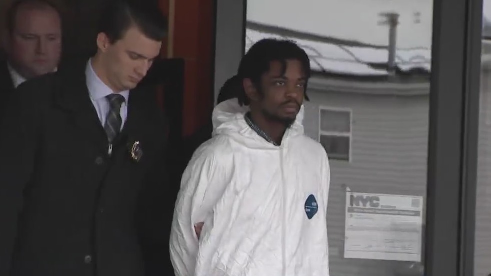 Suspect in NYC stabbings has no criminal record: police – PIX11