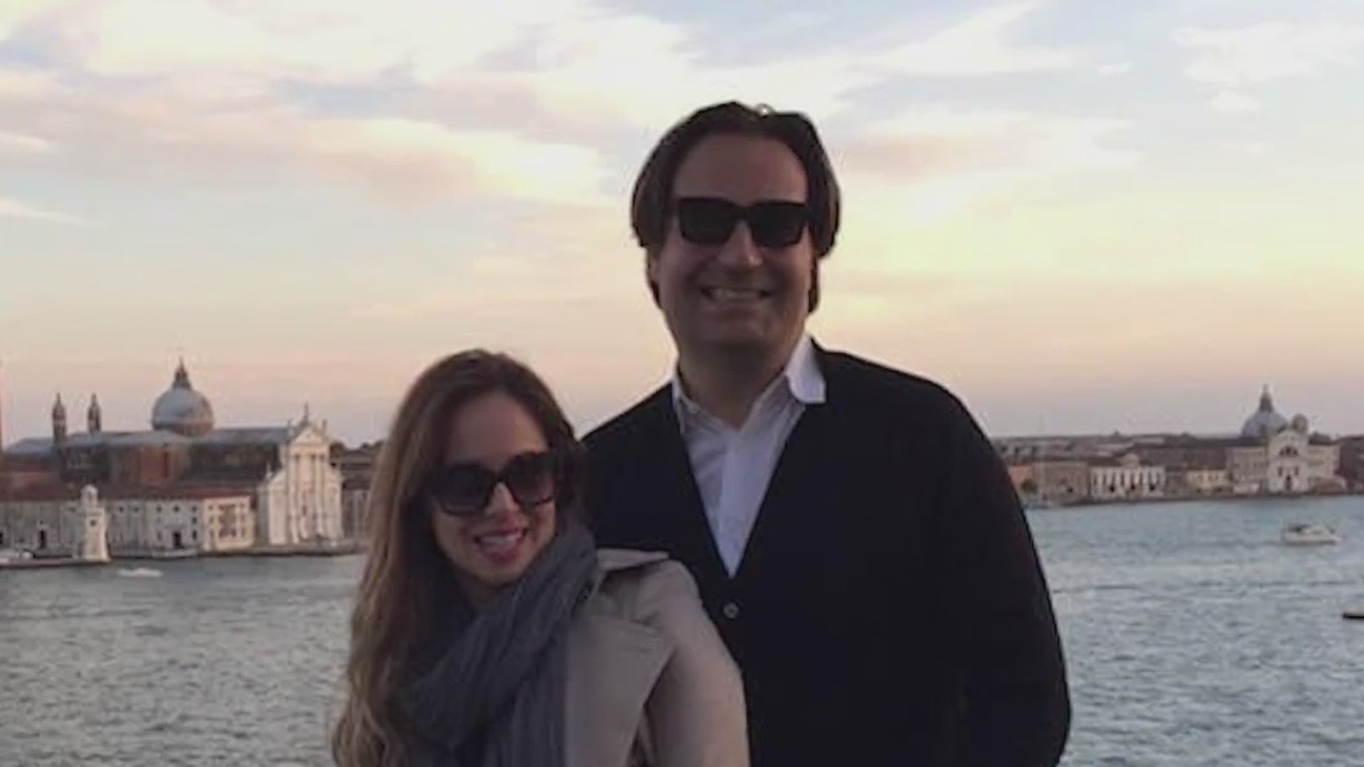 Walshe sold 2 fake Warhol paintings to art dealer: Report | Banfield ...