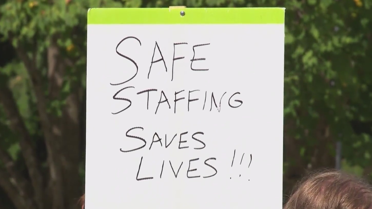 OHSU nurses, staff reach tentative deal averting strike – KOIN.com