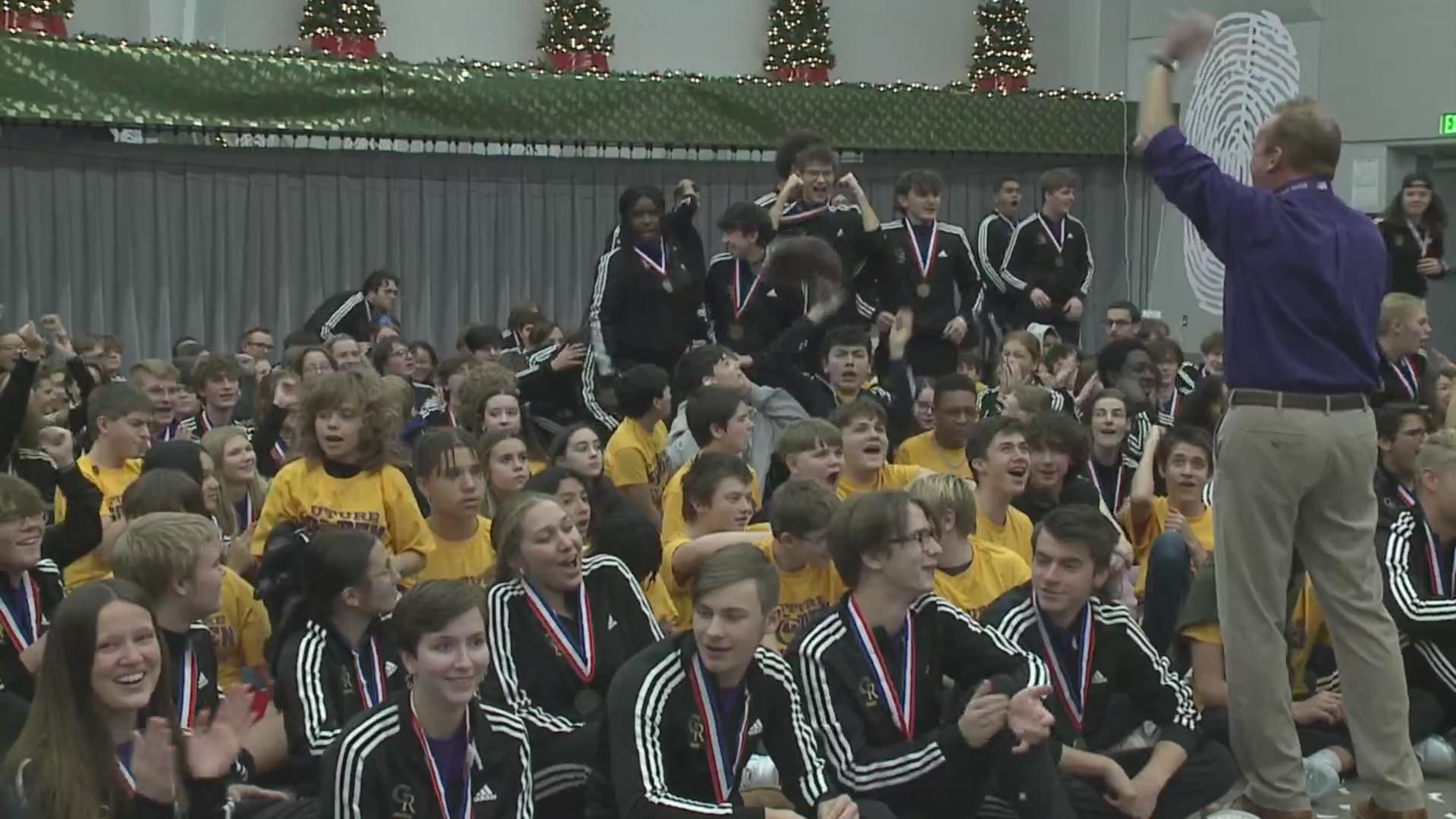 Blue Springs band surprised with trip for St. Patrick’s parade – FOX 4 ...