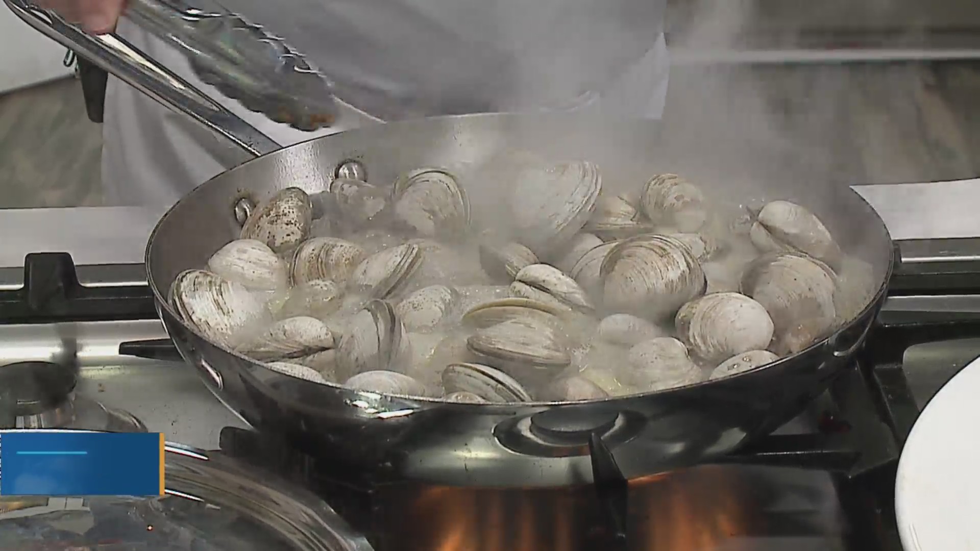 New Day Cleveland: David’s Clambake for Two – Fox 8 Cleveland WJW