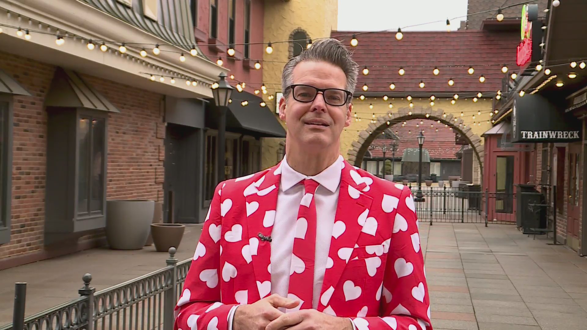 Tim Ezell’s Inspirational Moments: Putting love into action – FOX 2